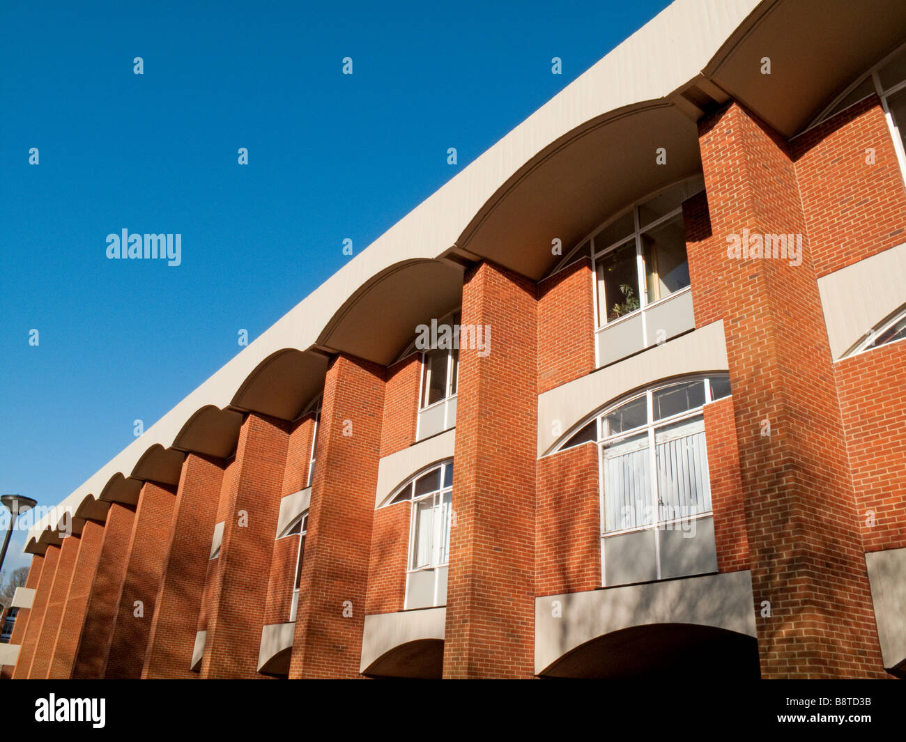 University 60s architecture hi-res stock photography and images - Alamy