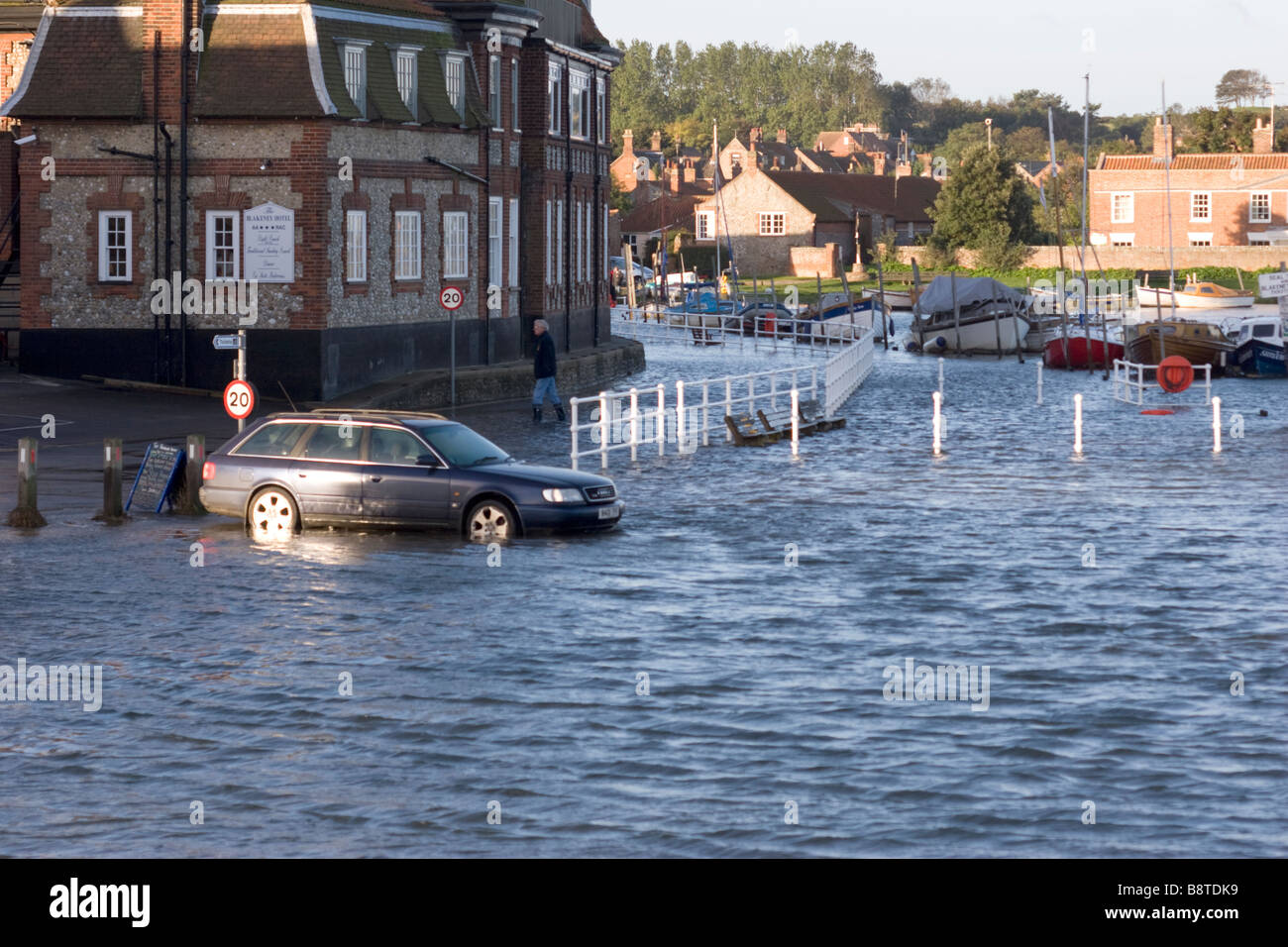 Very high tide Blakeney Quay Stock Photo - Alamy