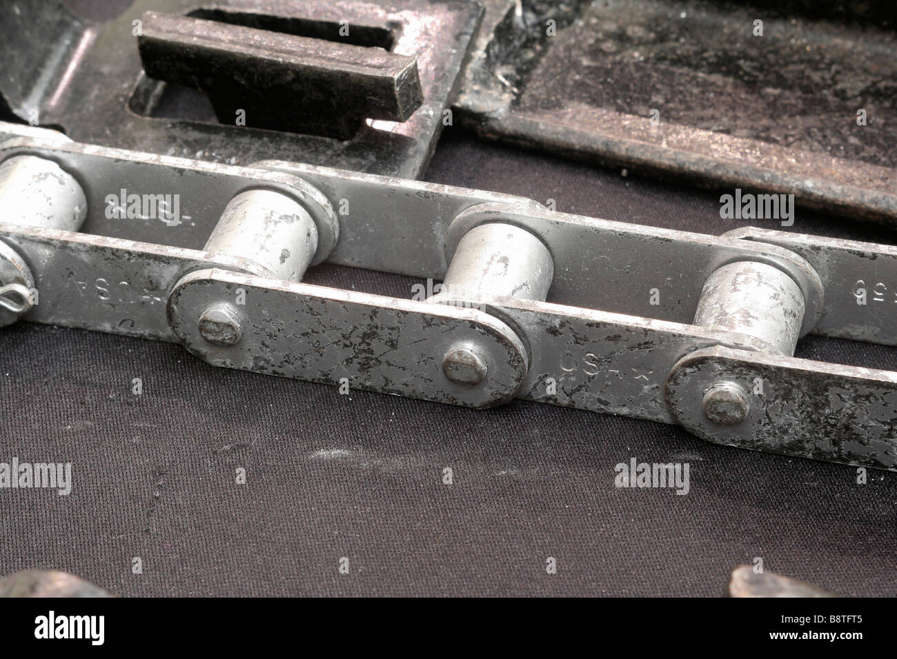 Roller chain hi-res stock photography and images - Alamy