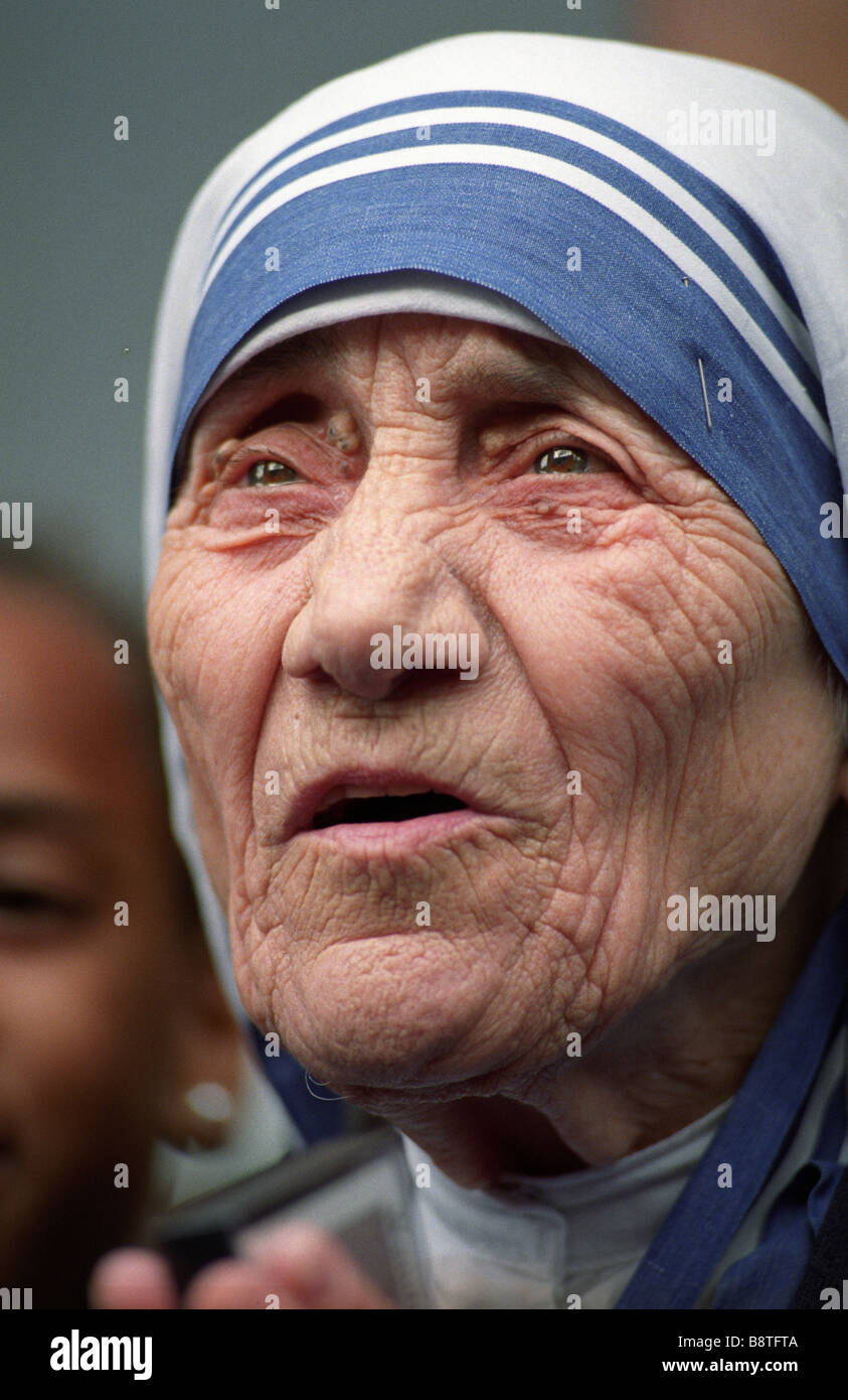Mother teresa hi-res stock photography and images - Alamy