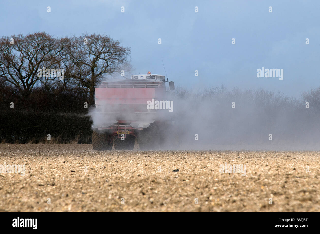 Liming field with tractor hi-res stock photography and images - Alamy
