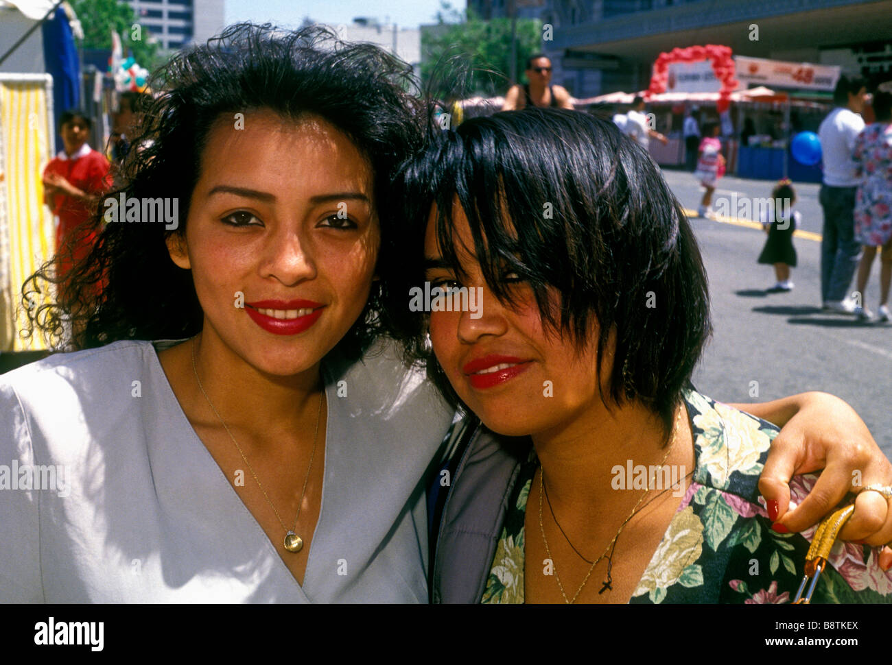 Plaza cinco de mayo hi-res stock photography and images - Alamy
