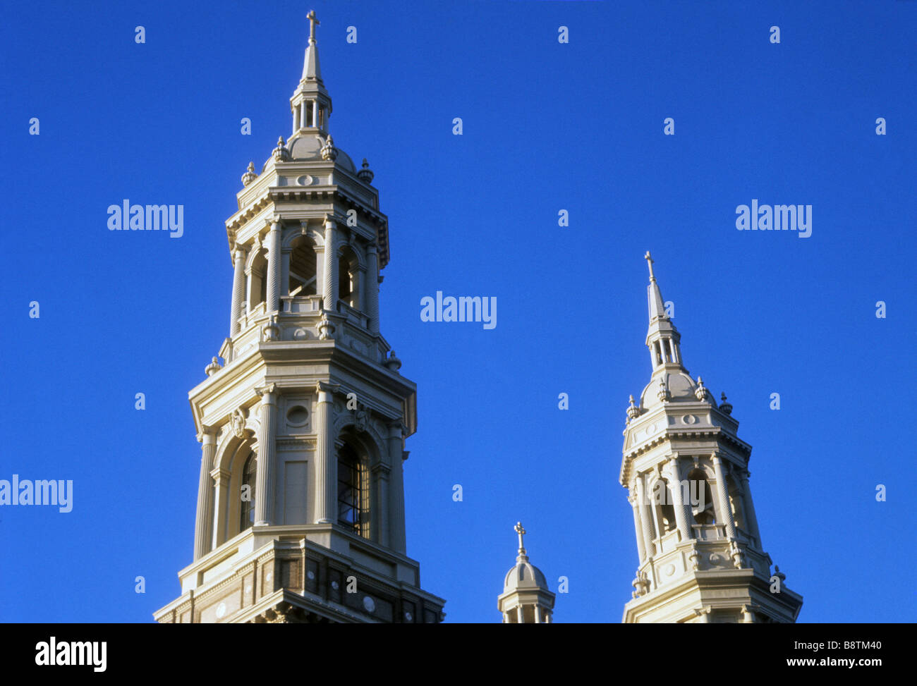 Architecture church street pier hi-res stock photography and images - Alamy