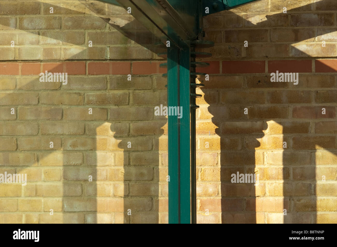 Bricks pillar hi-res stock photography and images - Alamy