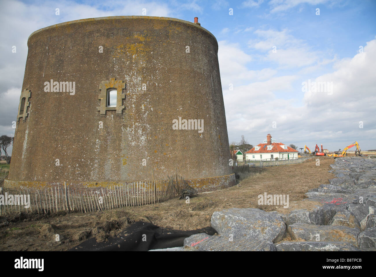 Shoreline rock armour hi-res stock photography and images - Alamy