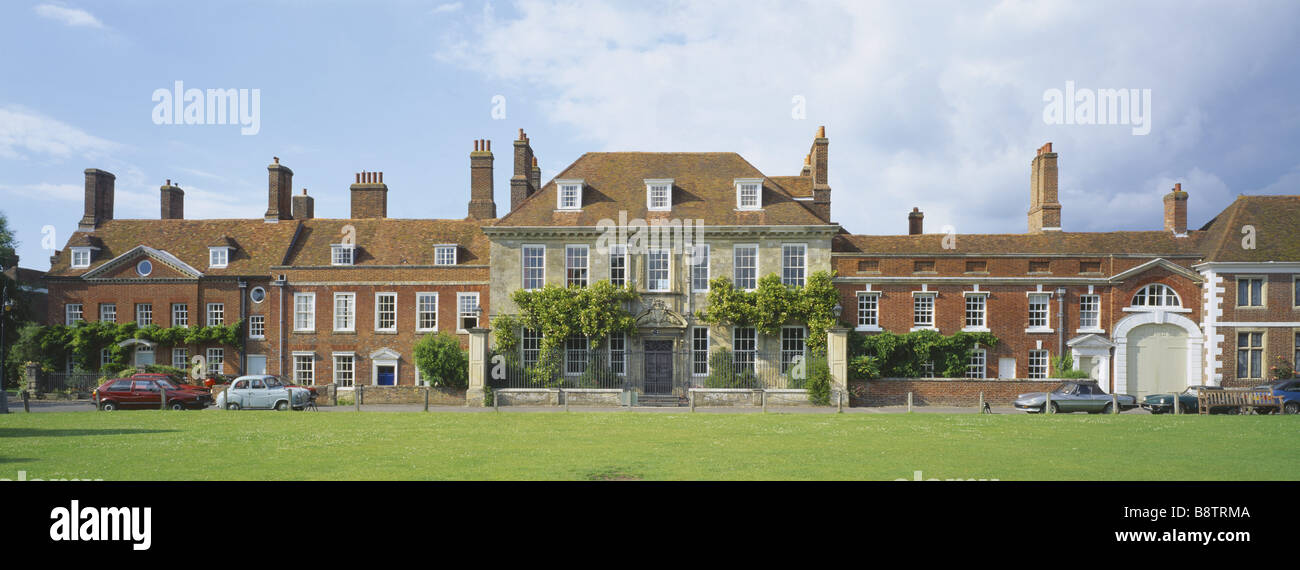 A full frontal exterior of Mompesson House built in 1701 by Charles ...