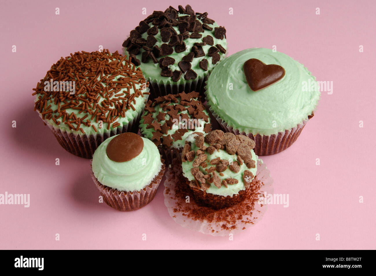 Iced cup cakes hi-res stock photography and images - Alamy