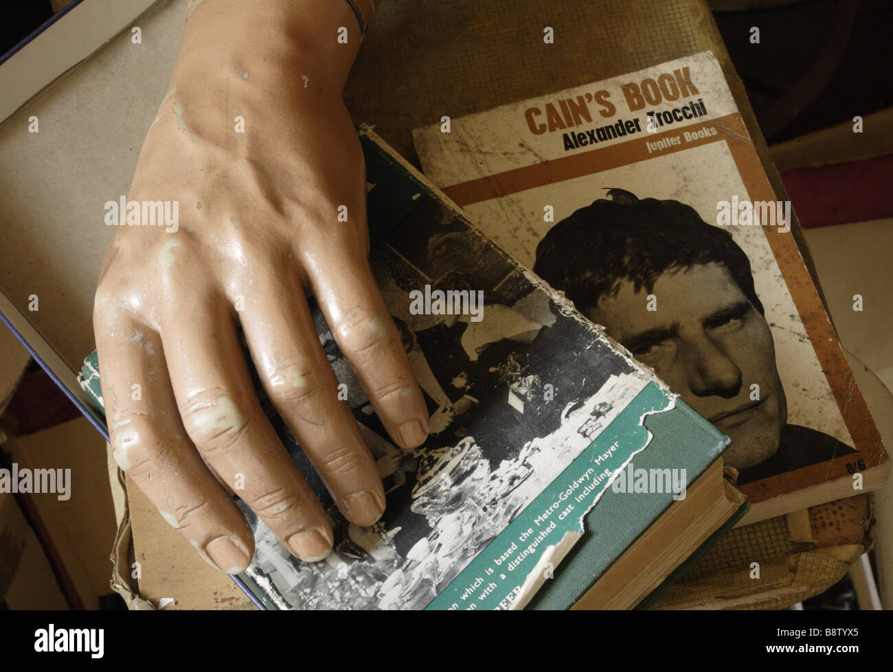 Ghoulish hand hi-res stock photography and images - Alamy