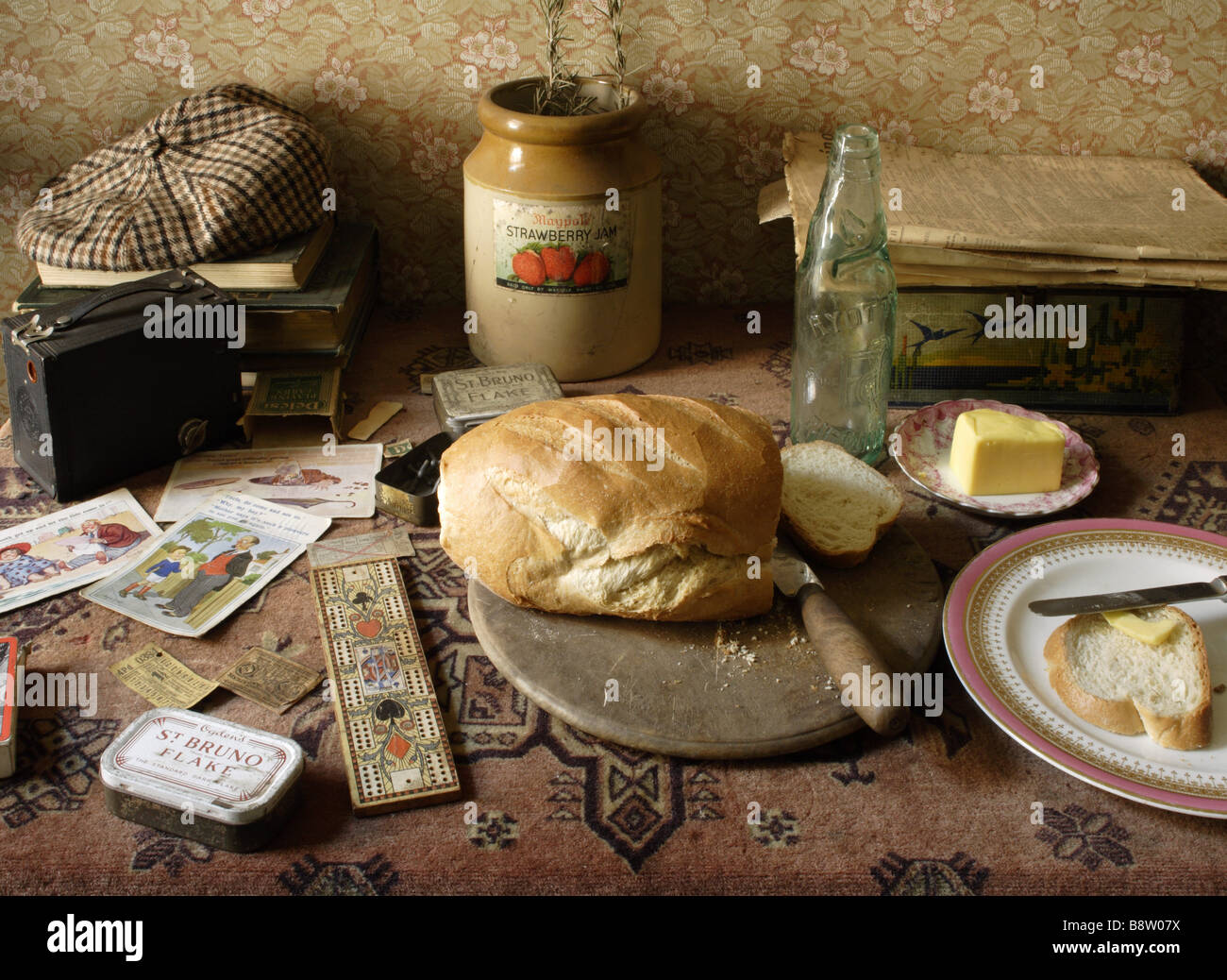 Back to backs birmingham hi-res stock photography and images - Alamy