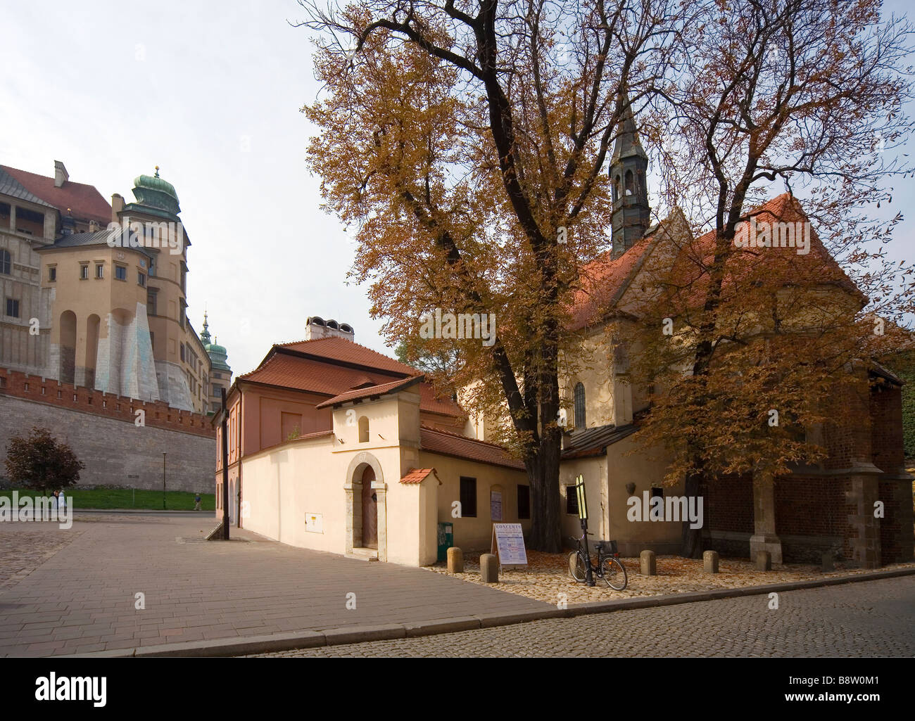 Hen church hi-res stock photography and images - Alamy