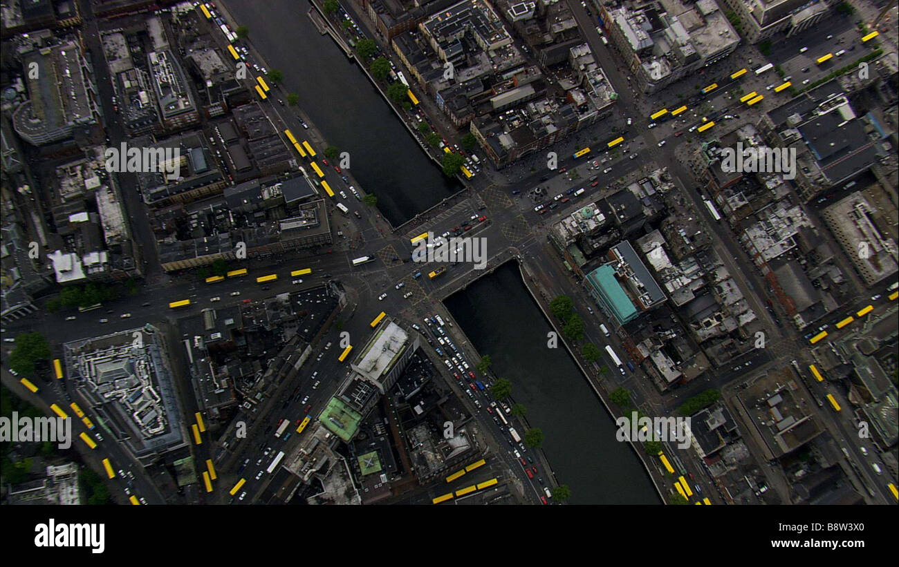 Yellow Buses in Dublin Stock Photo - Alamy