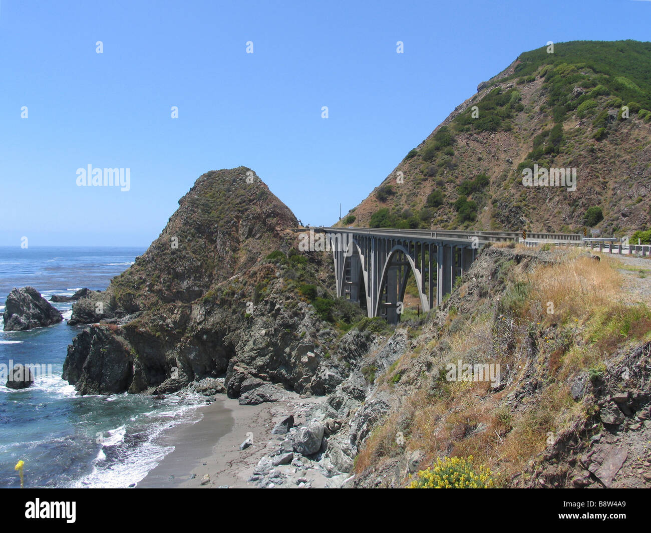 Big Creek Bridge, View from Highway One, Big Sur Area, California, USA ...