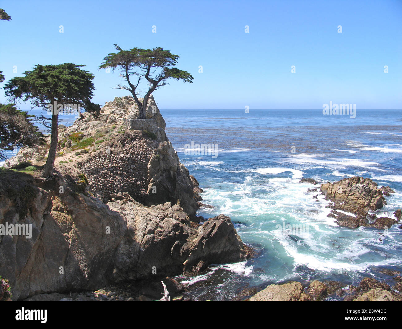 Cypress mountain view hi-res stock photography and images - Alamy
