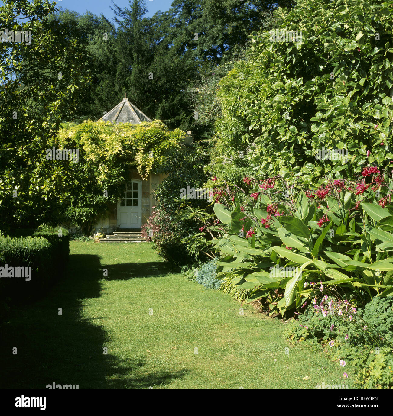 Clevedon court hi-res stock photography and images - Alamy