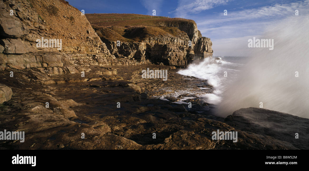 Seacombe cliffs hi-res stock photography and images - Alamy