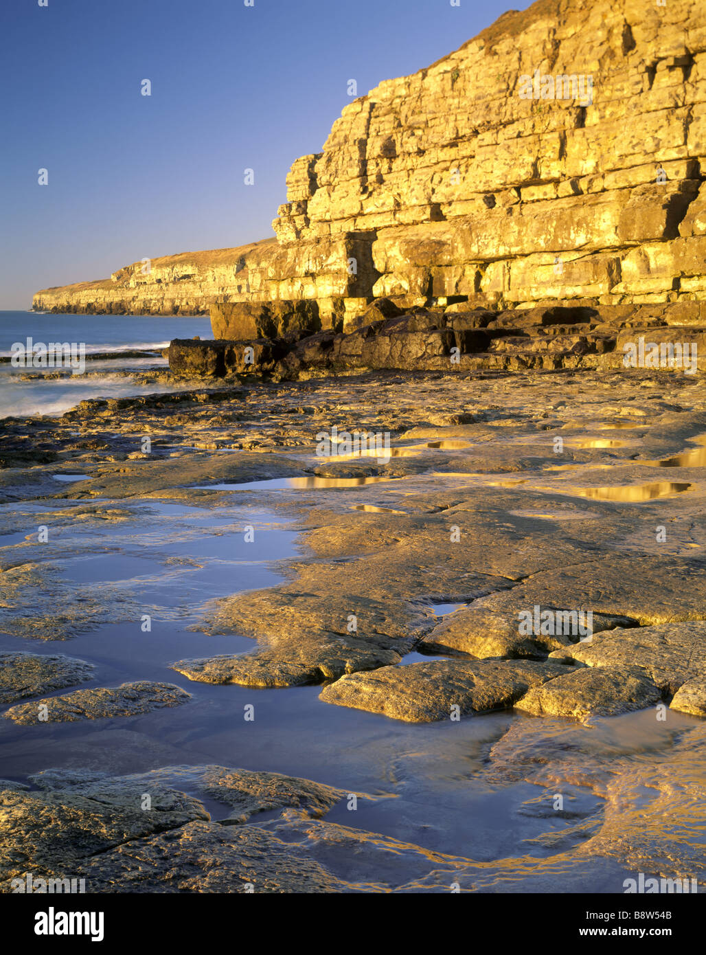 Seacombe cliff dorset hi-res stock photography and images - Alamy