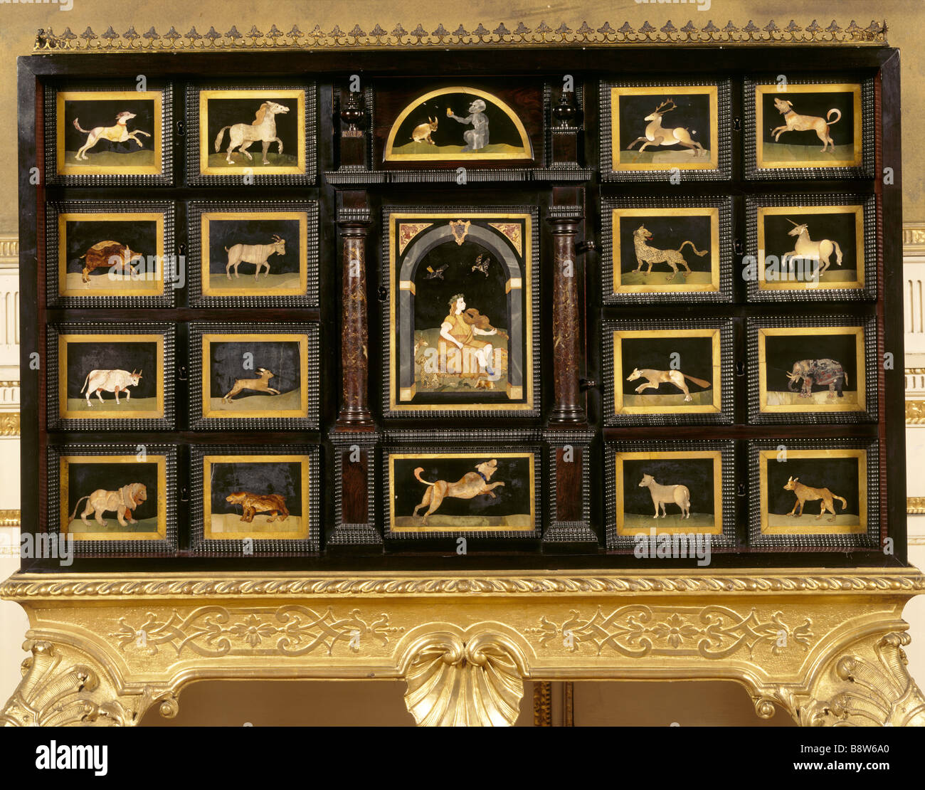 Florentine cabinet hi-res stock photography and images - Alamy