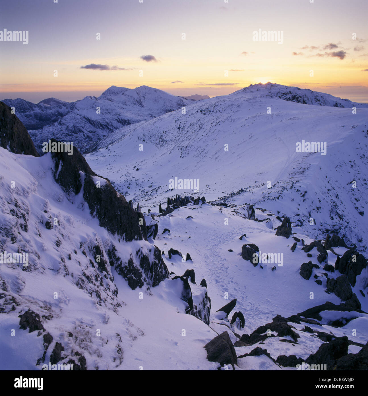 Carneddau ridge hi-res stock photography and images - Alamy