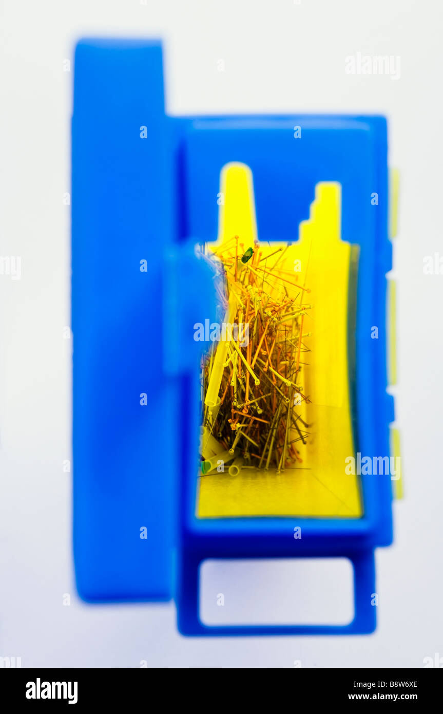 Safety sharps hi-res stock photography and images - Alamy