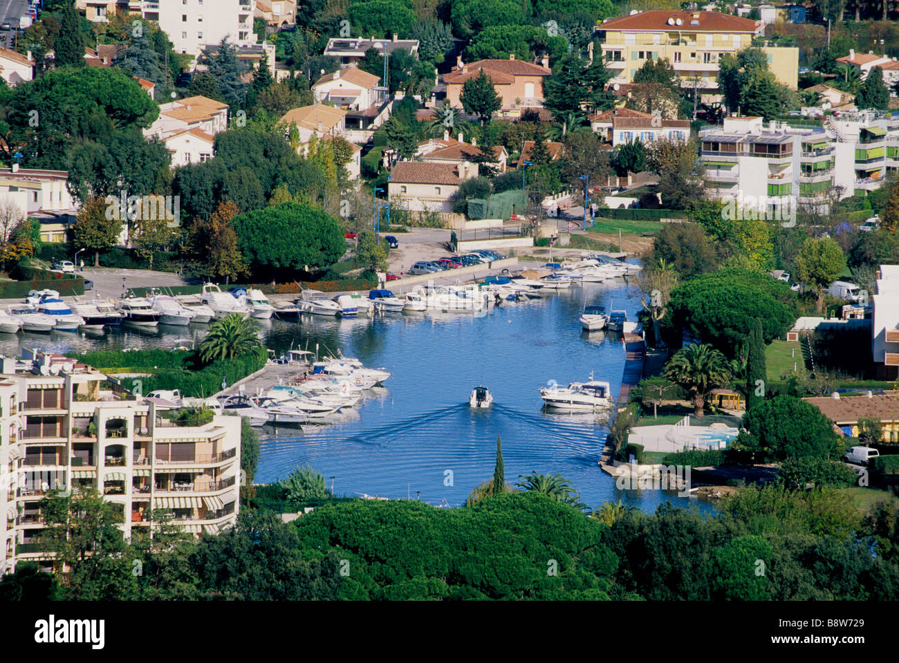 Canal in the city of Mandelieu Stock Photo - Alamy