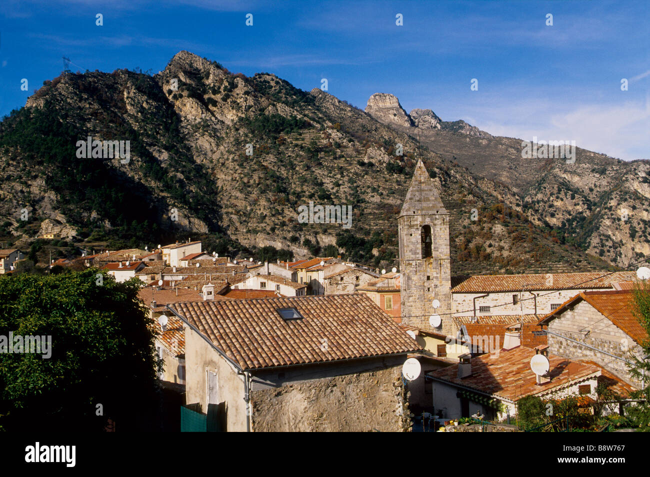 The village of Utelle in the Mercantour national park Stock Photo - Alamy