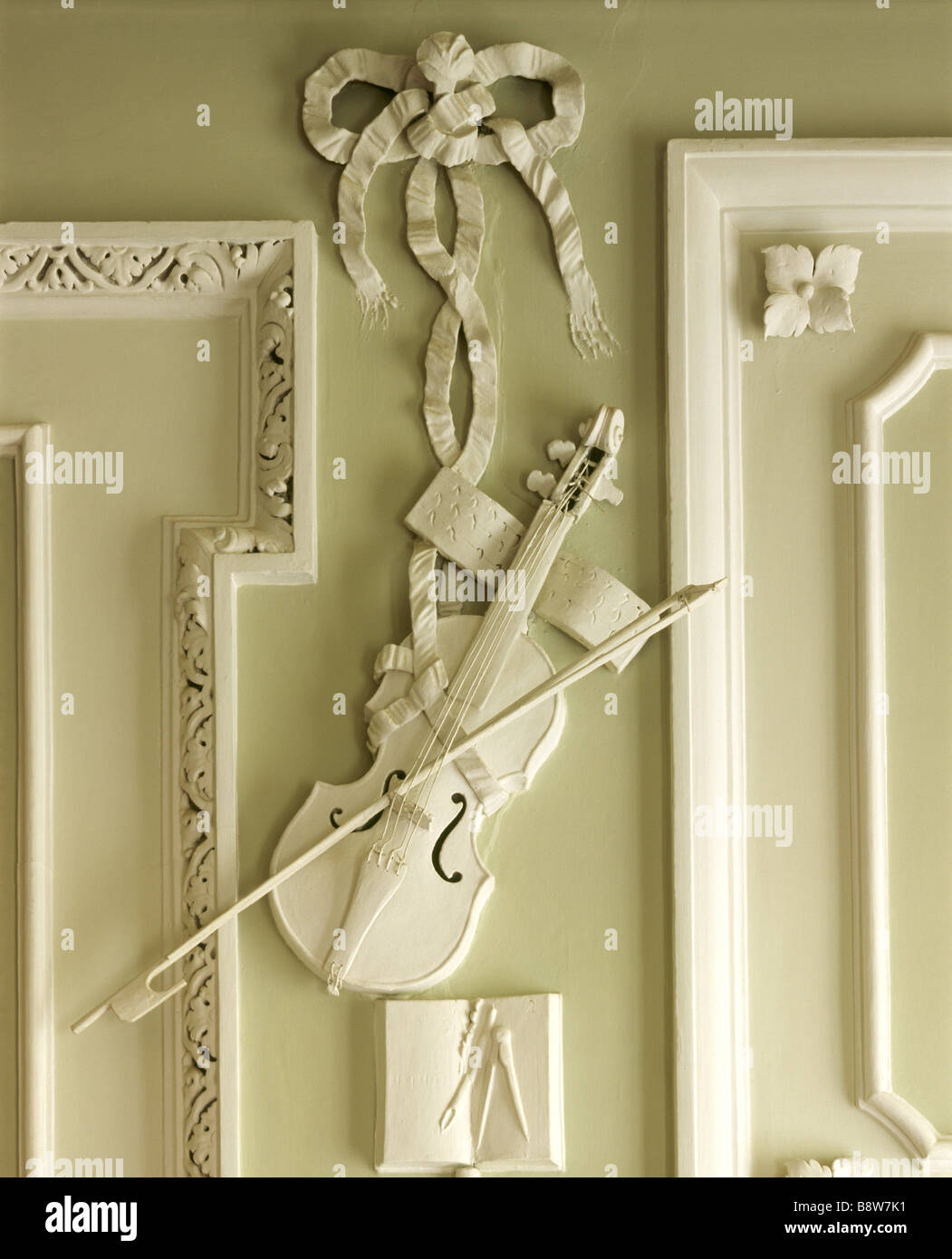 Ward decor hi-res stock photography and images - Alamy