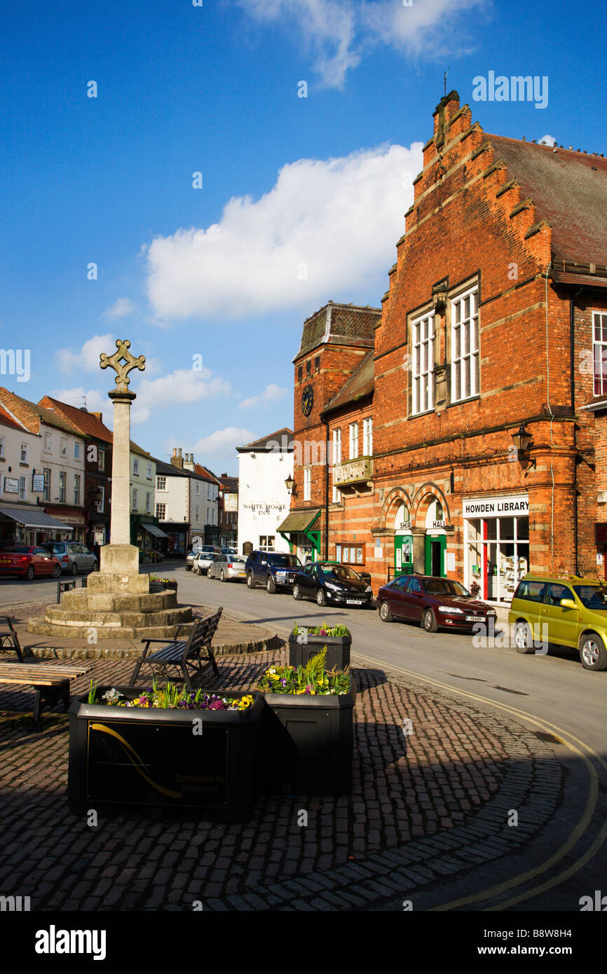 Market Square Howden East Riding of Yorkshire England Stock Photo - Alamy