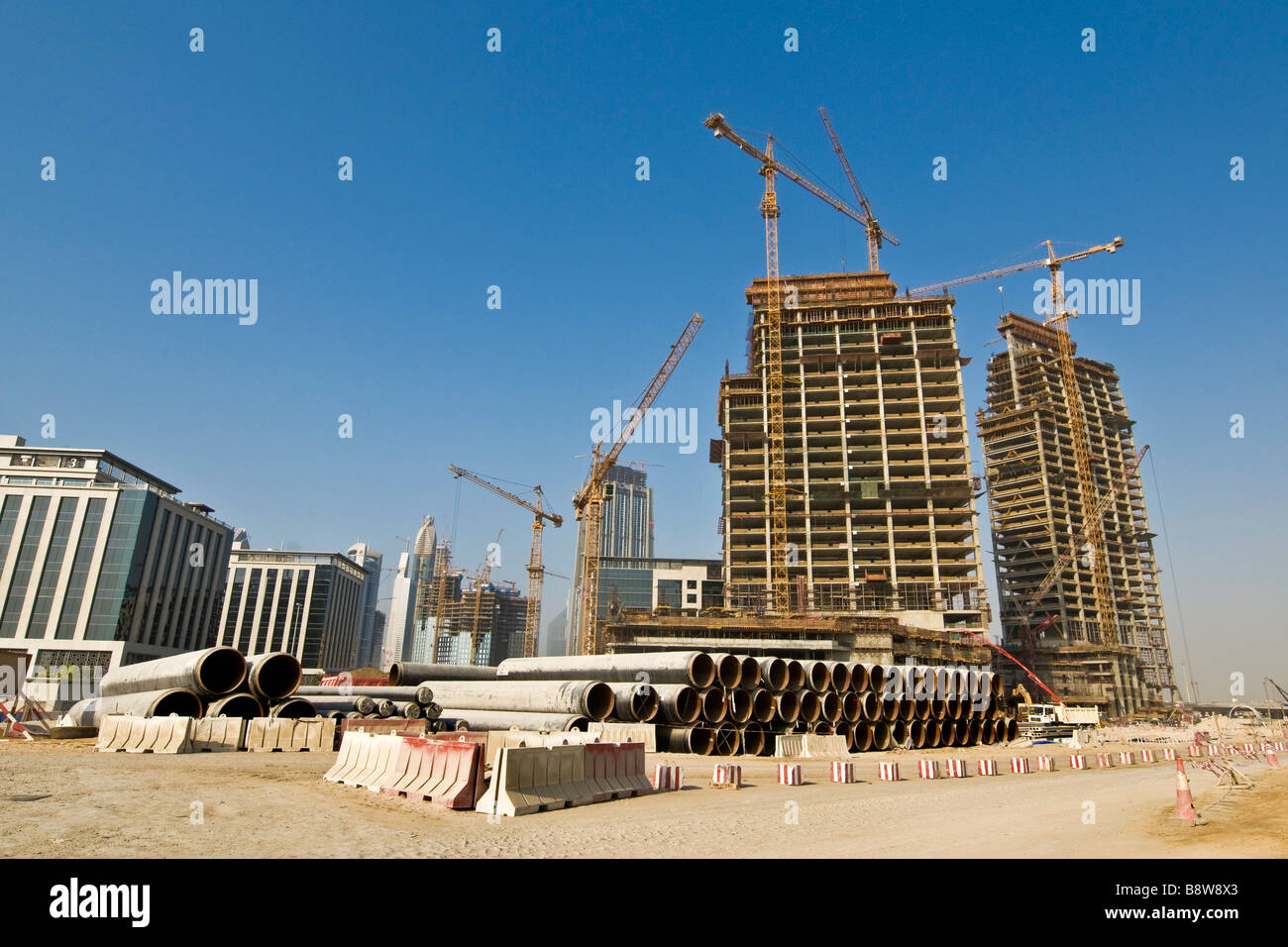 shipyards for the construction of the new tower in Dubai dubai media ...