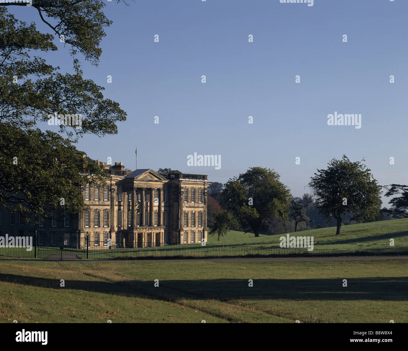 Pic triangular hi-res stock photography and images - Alamy