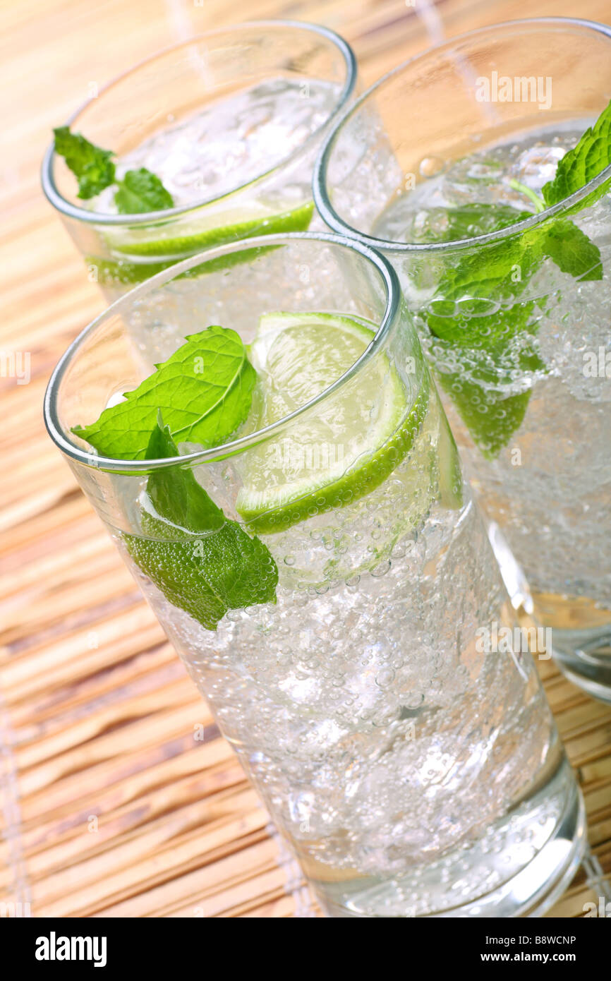 mojito cocktail white rum lime and mint Stock Photo - Alamy