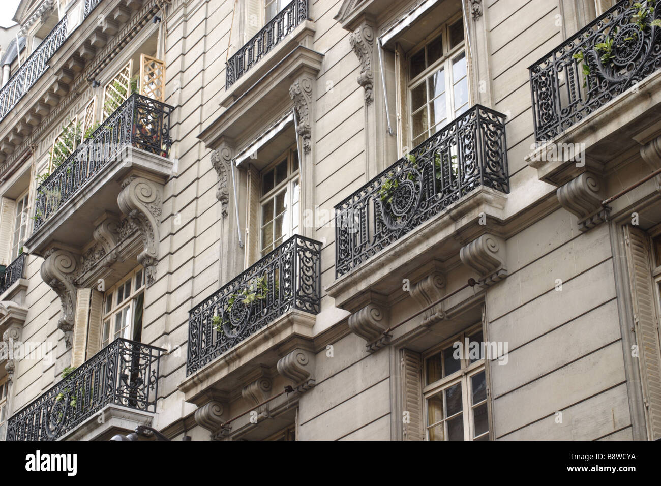 Balcons paris hi-res stock photography and images - Alamy