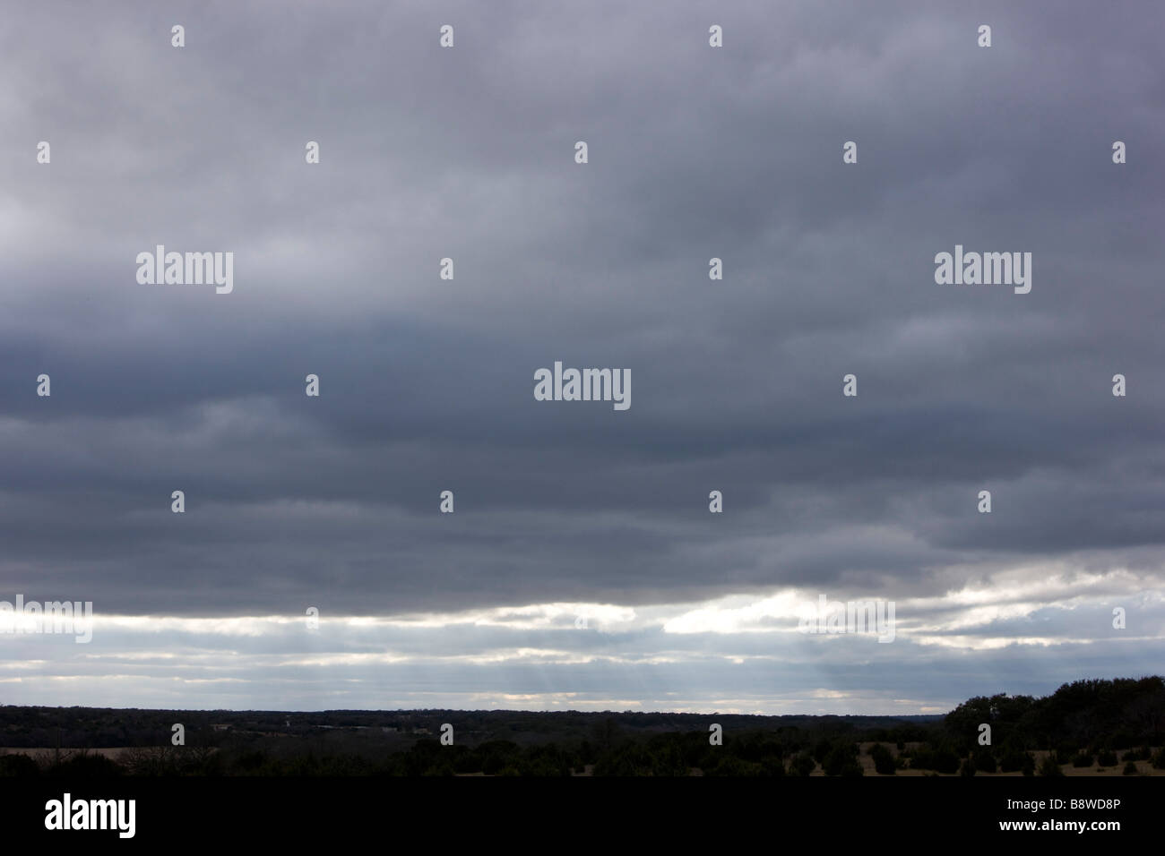 Grey cloud hi-res stock photography and images - Alamy