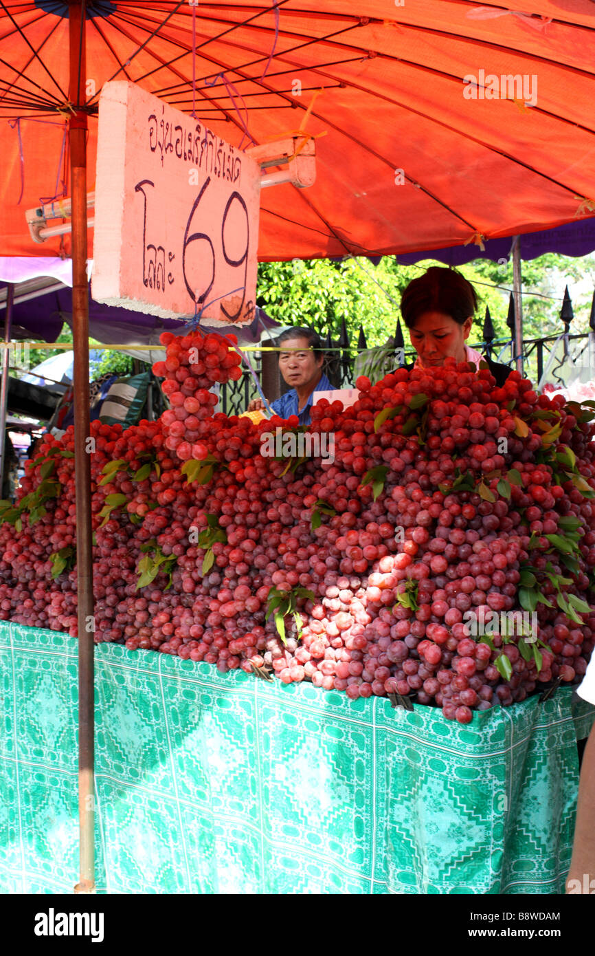 Fruit merchant at Chatuchak Weekend Market , Bangkok , Thailand Stock ...