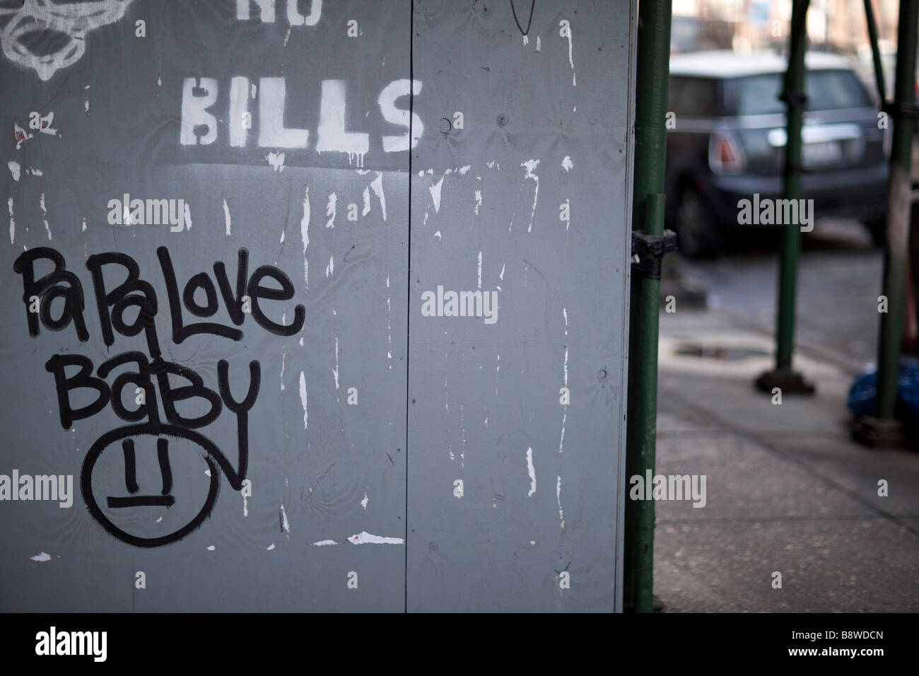 'papa loves baby' graf in new york2 Stock Photo - Alamy