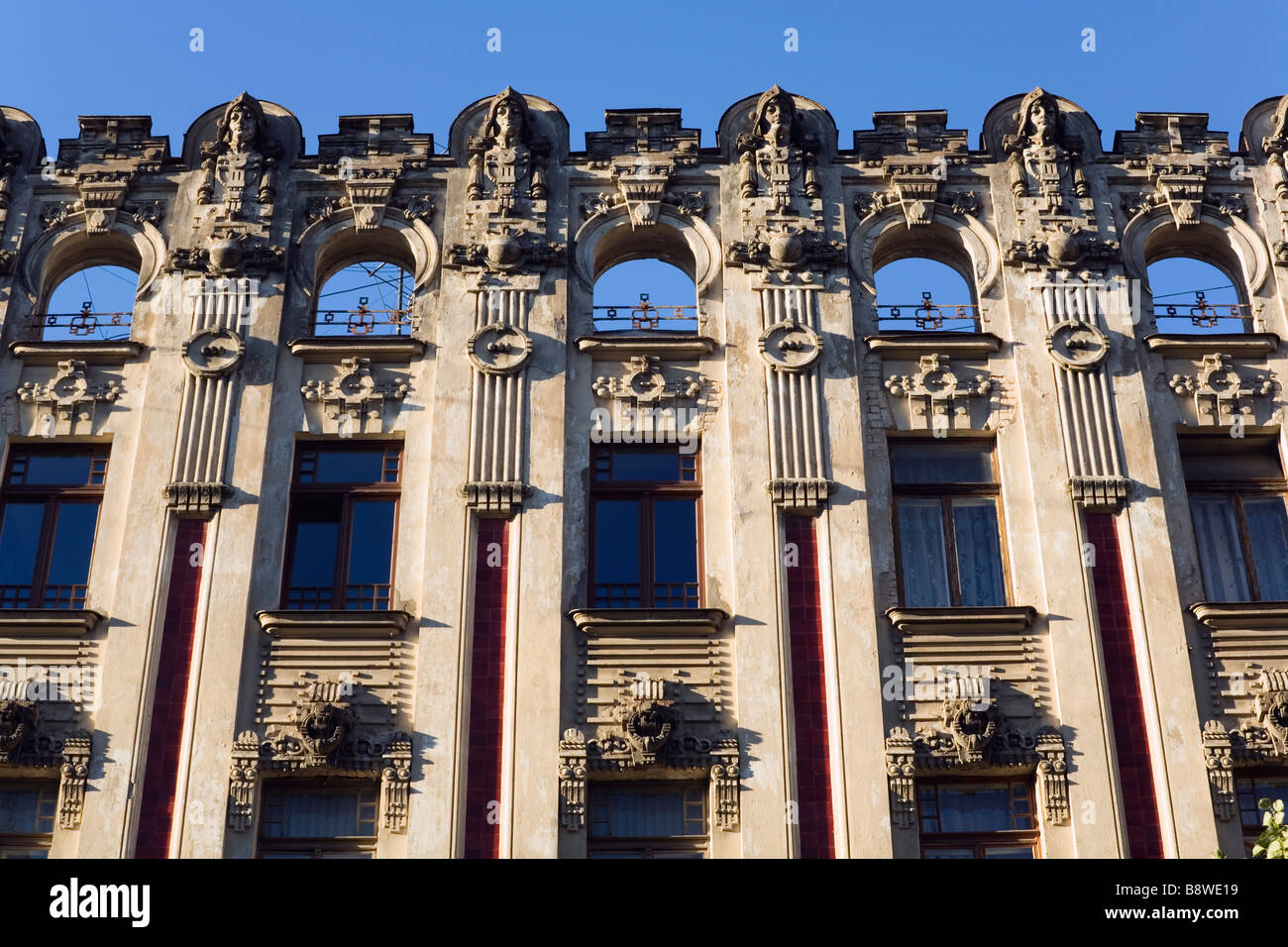 Art nouveau facade house alberta hi-res stock photography and images ...