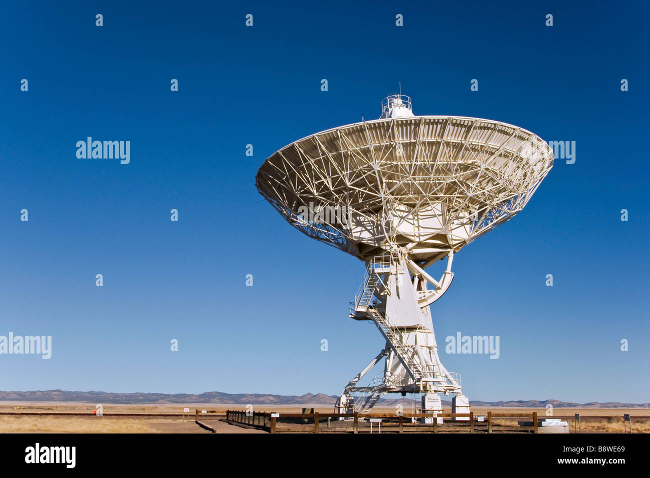 One of the radio antennas at the Very Large Array in Socorro New Mexico ...