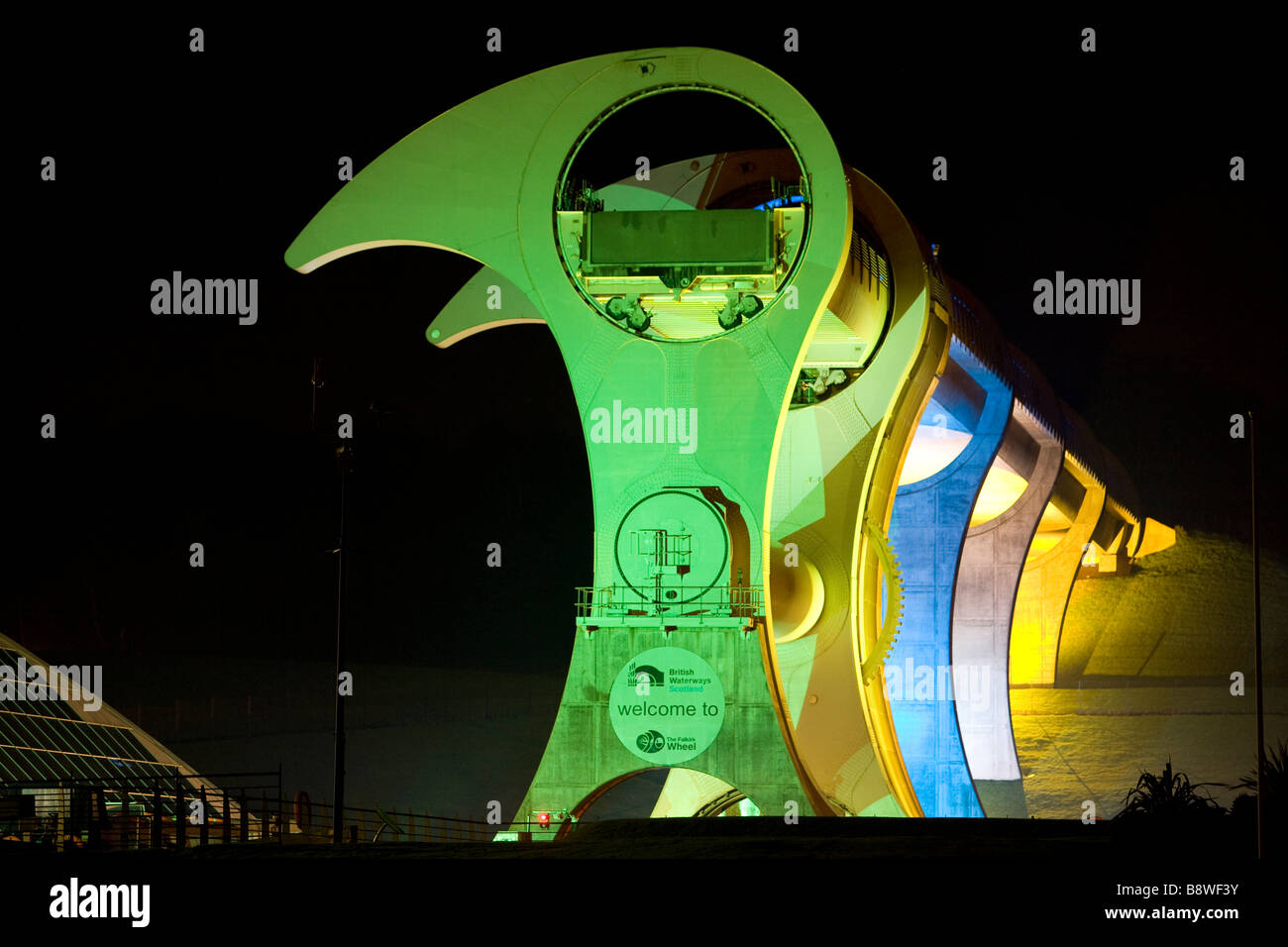 Falkirk wheel at night hi-res stock photography and images - Alamy