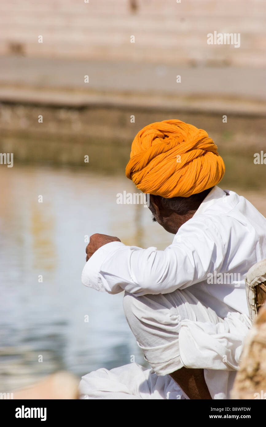 Man wearing turban hi-res stock photography and images - Alamy