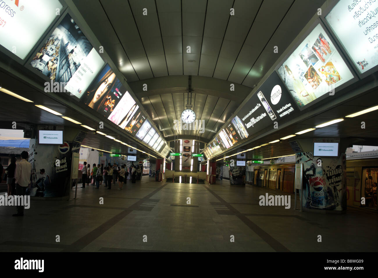 BTS station , Bangkok , Thailand Stock Photo - Alamy