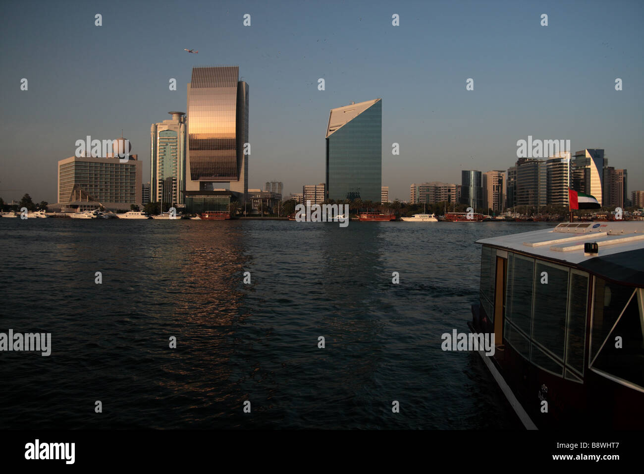 Dubai bus stop hi-res stock photography and images - Alamy