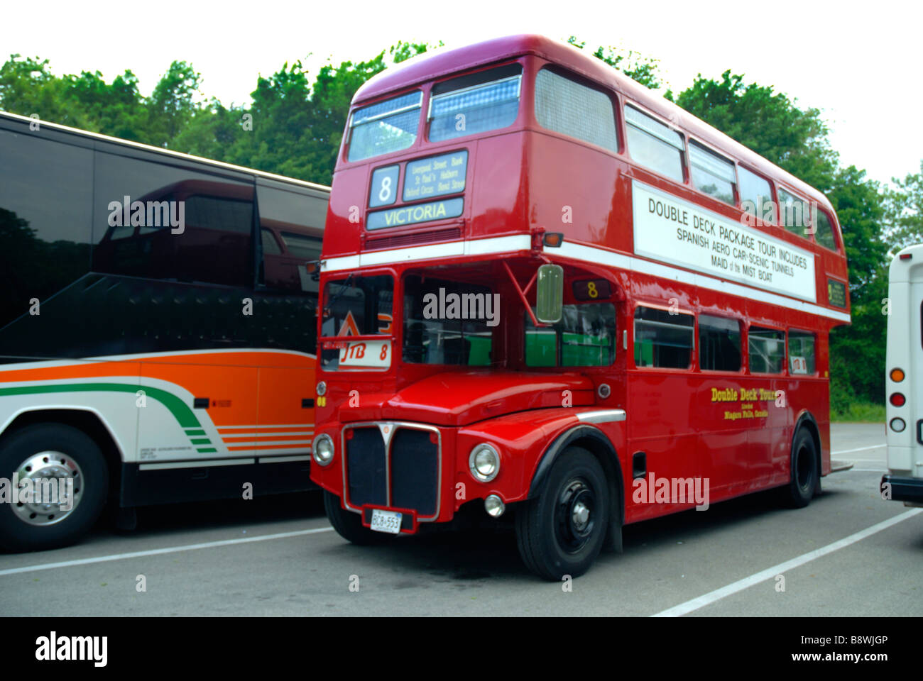 Big red bus bar hi-res stock photography and images - Alamy