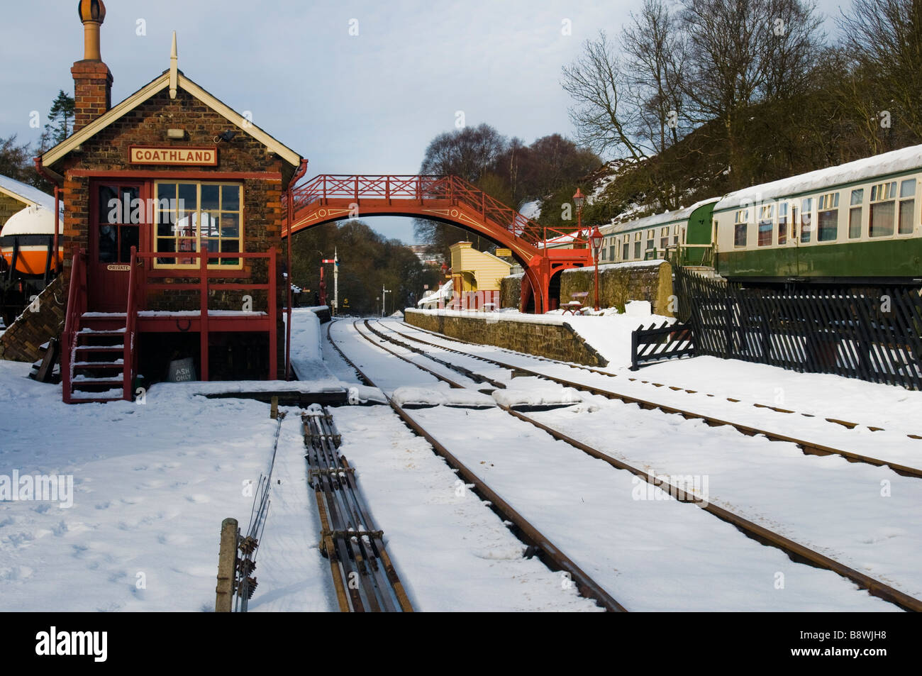 Goathland signal box hi-res stock photography and images - Alamy