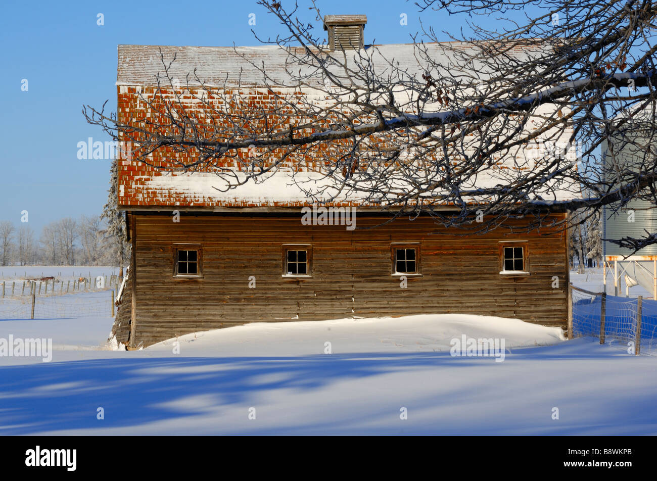 Barn wire hi-res stock photography and images - Alamy