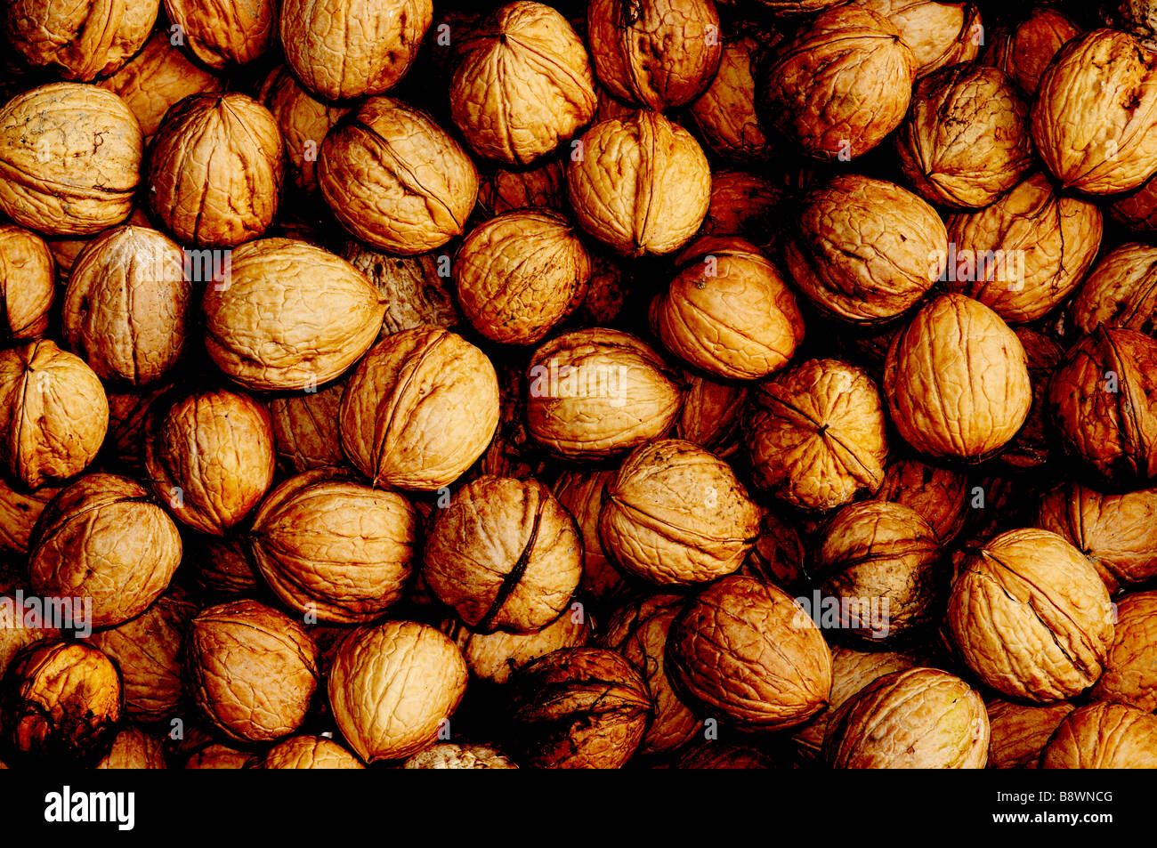 heap of the walnuts Stock Photo - Alamy