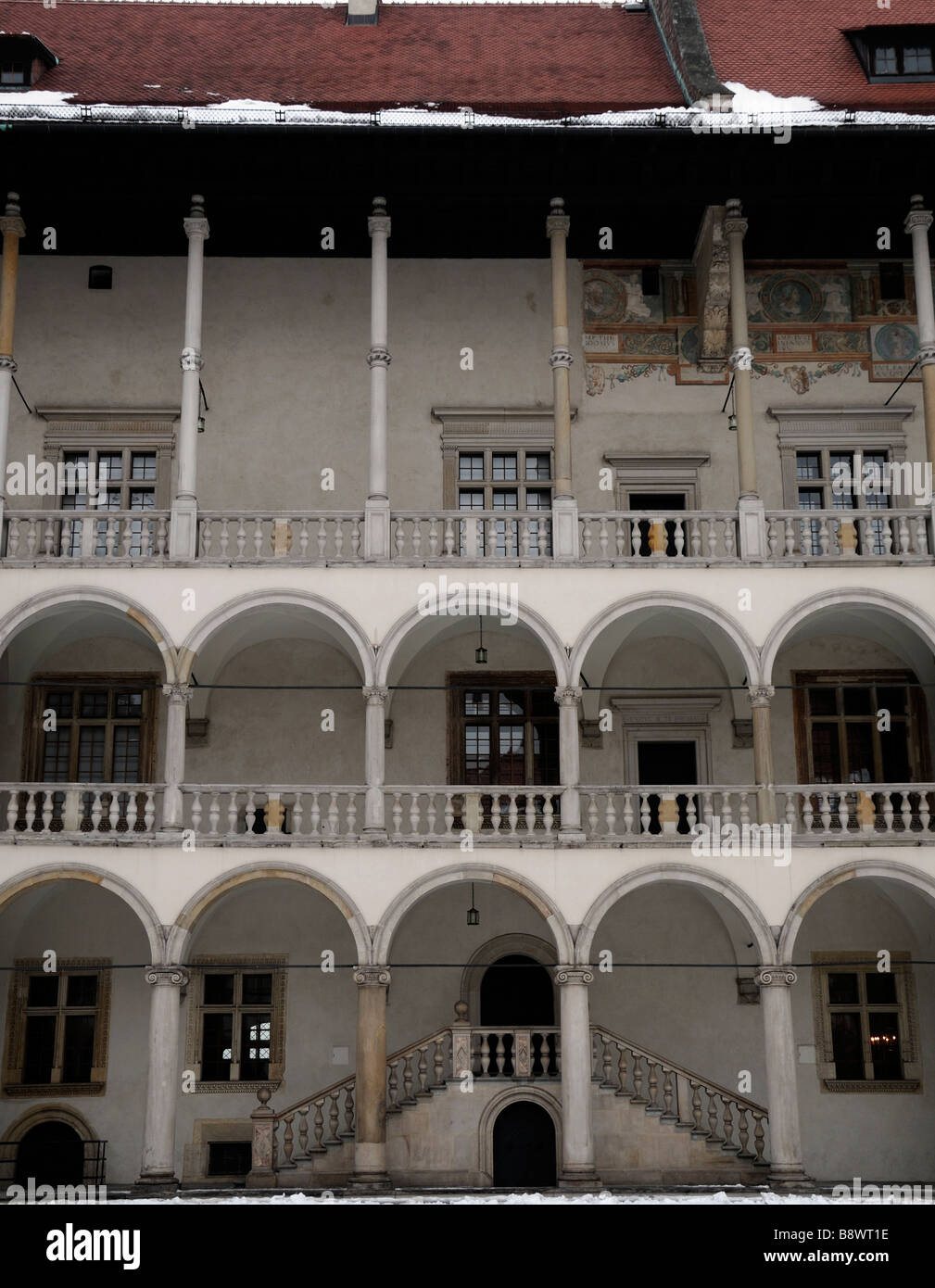 Wawel castle courtyard hi-res stock photography and images - Alamy