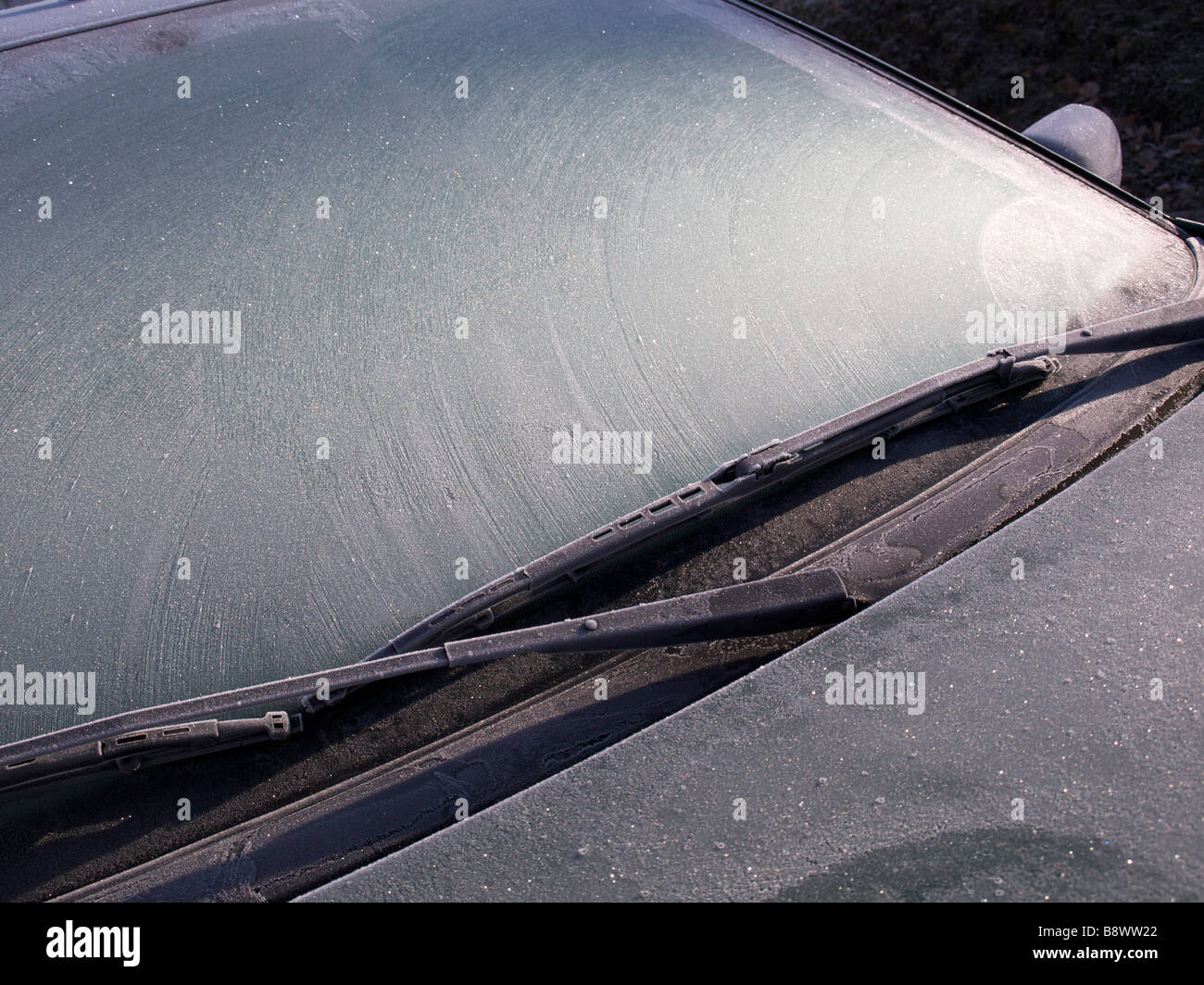 Car windscreen ice hi-res stock photography and images - Alamy