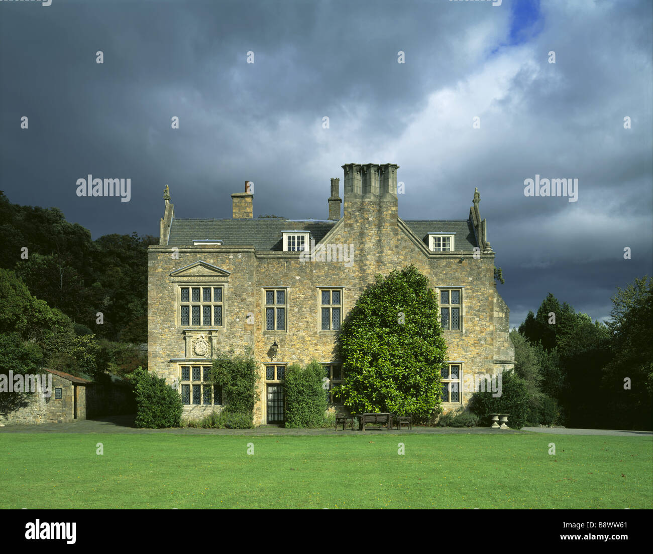Clevedon Court High Resolution Stock Photography and Images - Alamy