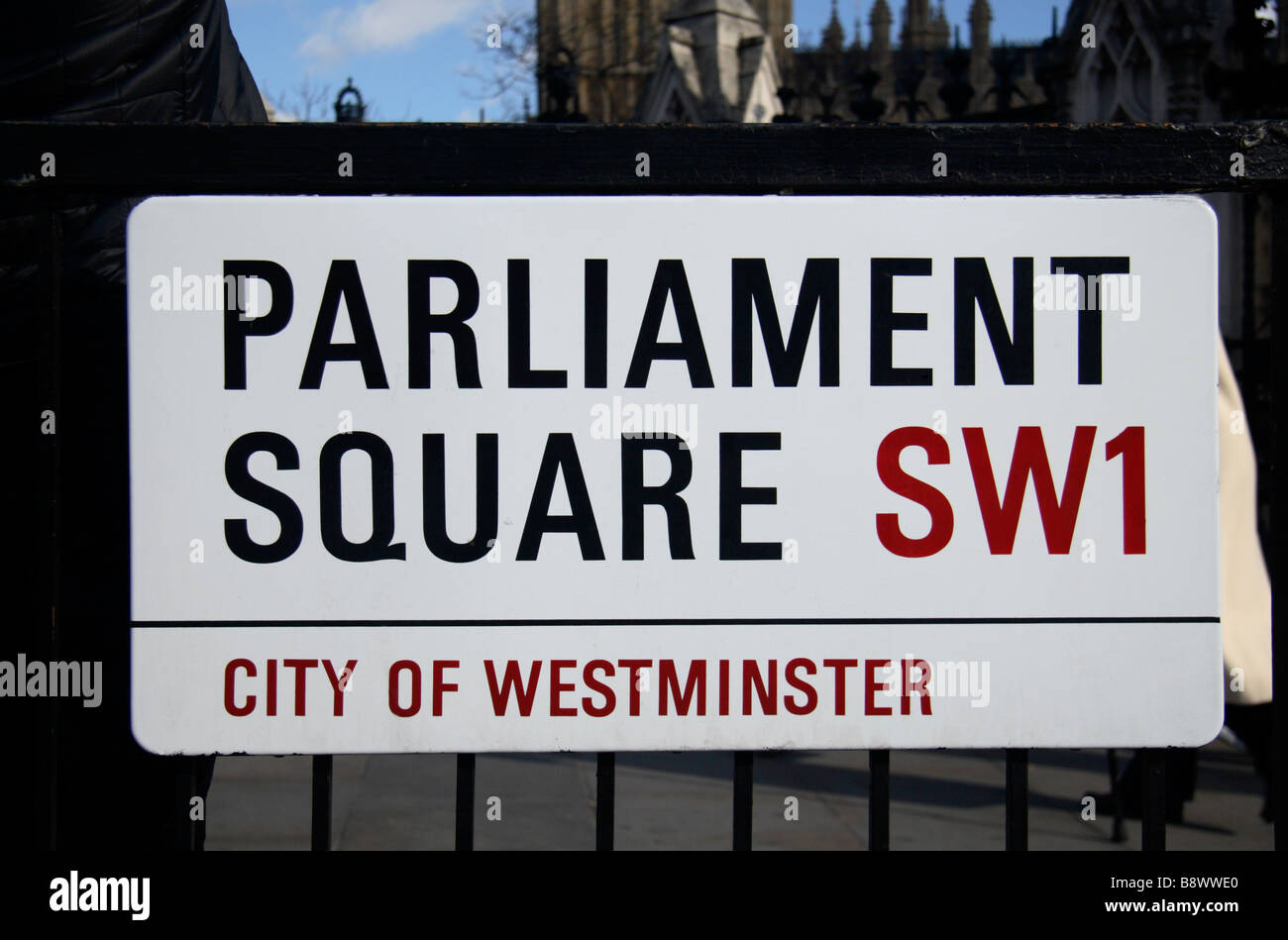 Parliament square london road hi-res stock photography and images - Alamy