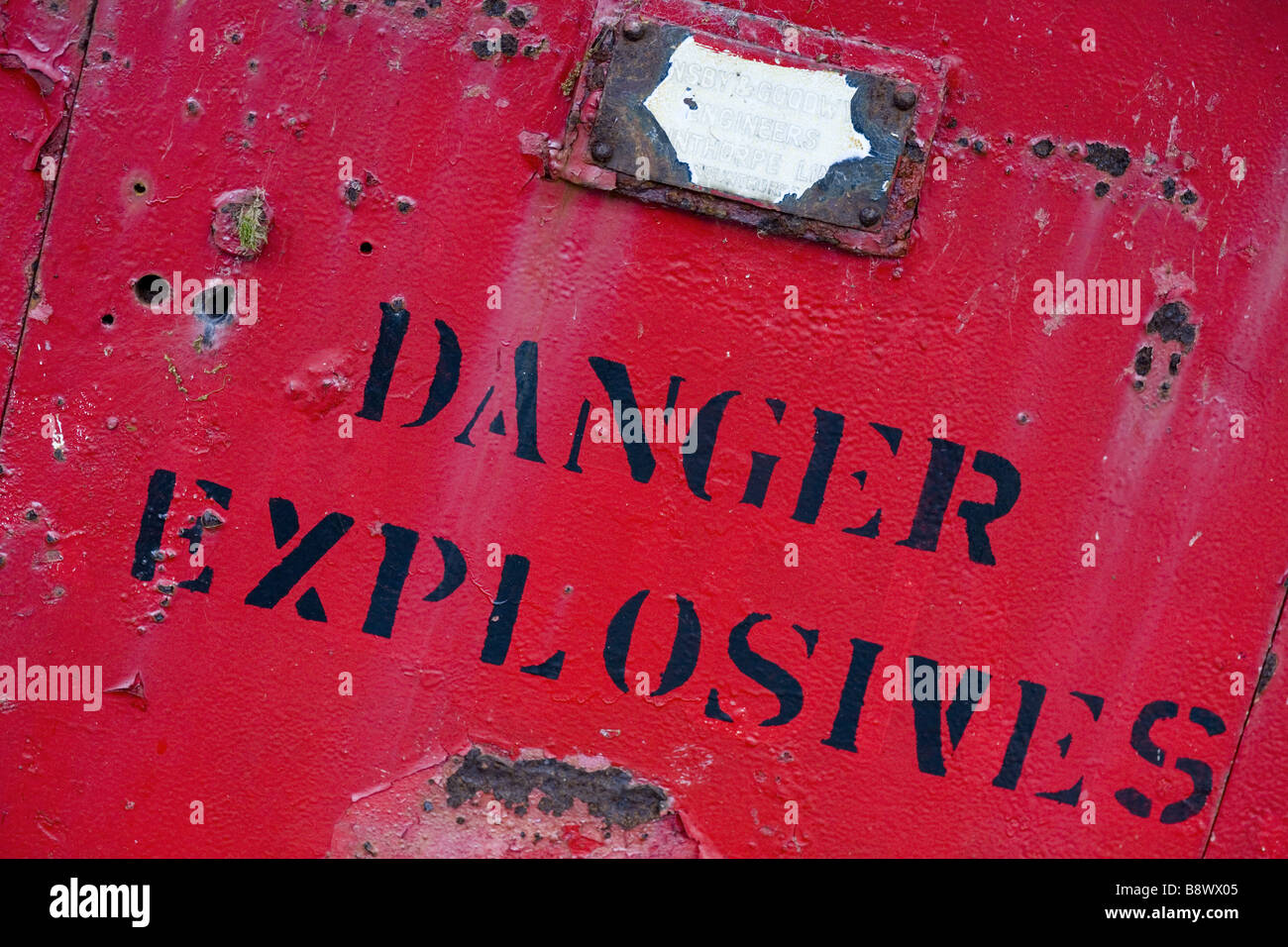 Mines and explosives hi-res stock photography and images - Alamy