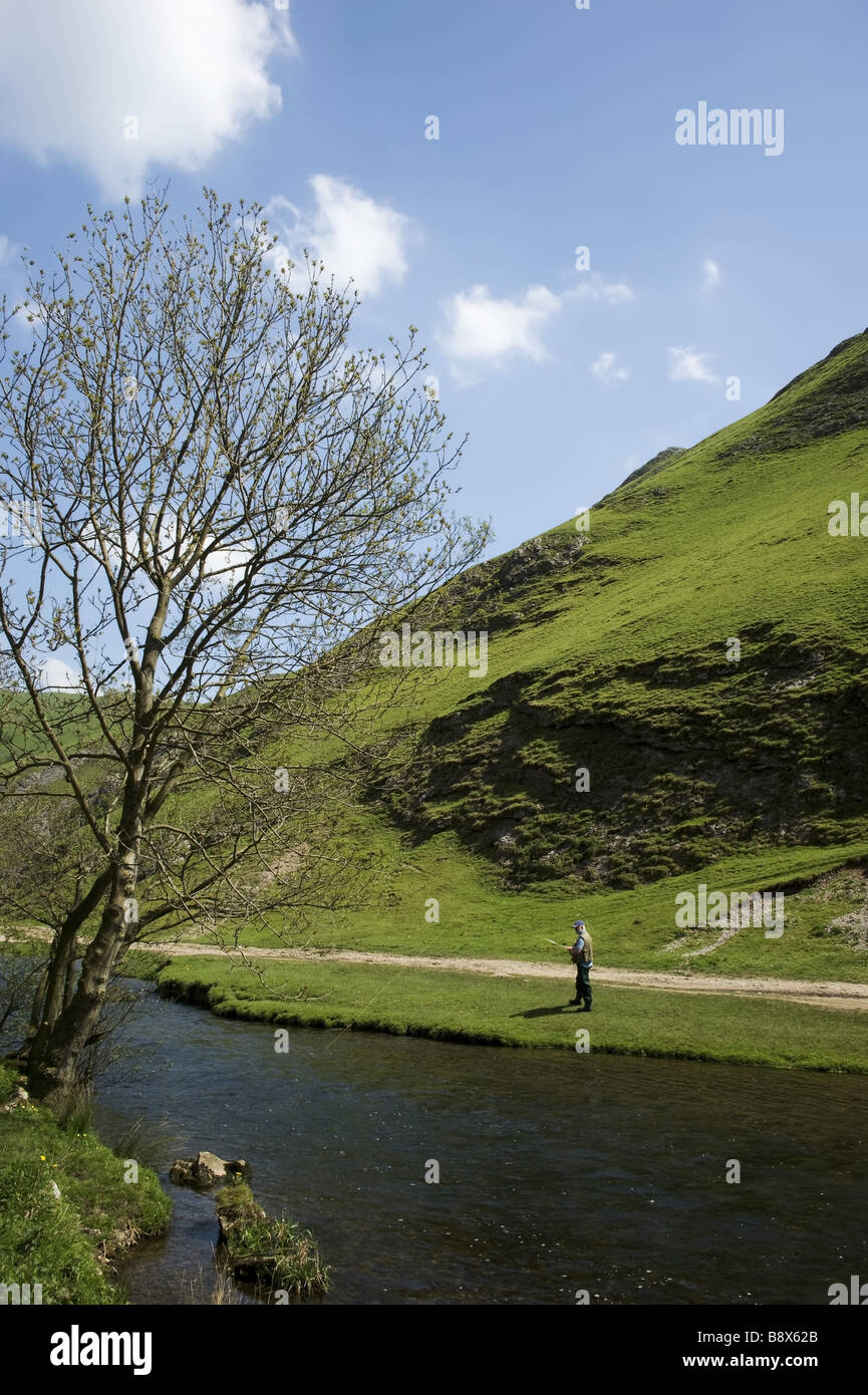 river dove dovedale peak district national park derbyshire ...